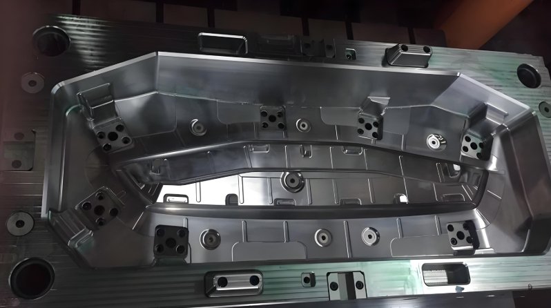 Injection Molding for Automotive Bumpers and Grilles ...