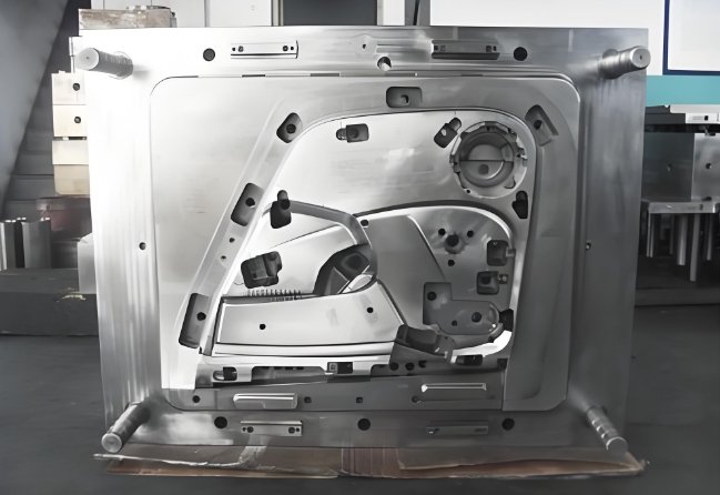 Creating Sleek Automotive Exteriors with Injection Molds ...